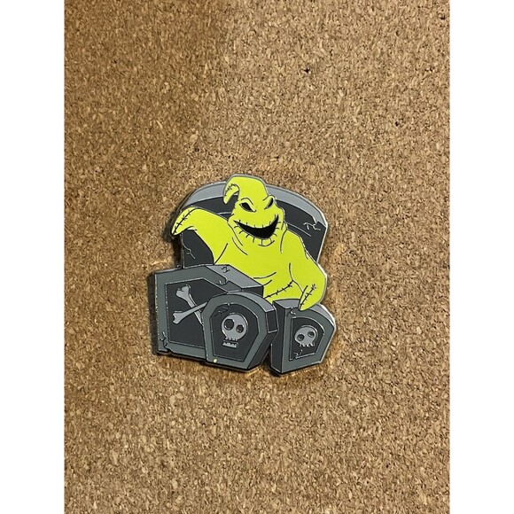 Disney | Other | 525 224 Disney Parks Nightmare Before Christmas ...